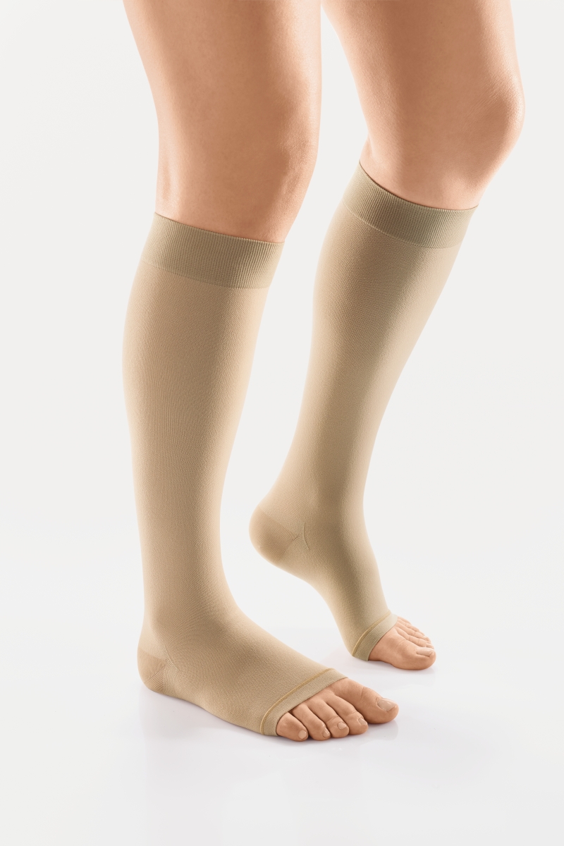 VENOSAN® USA | 6000 Below Knee, 15-20 mmHg, Beige, XS, Long, Open Toe